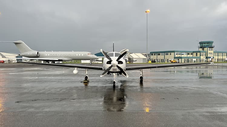 Professional Aviation Services - Aircraft Hire
